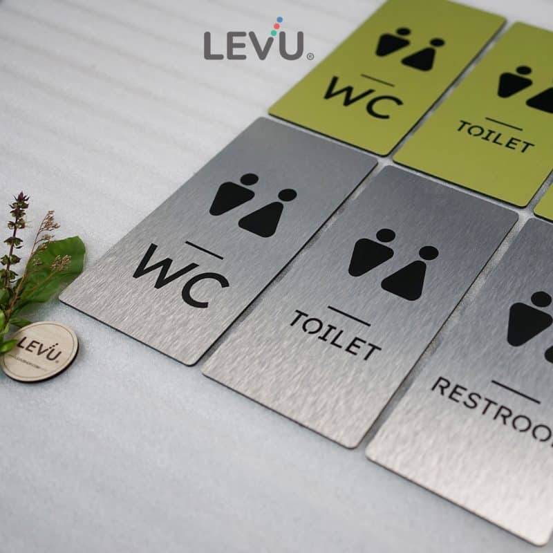 Bảng nhôm alu xước WC - Toilet - Restroom mẫu mới LEVU-ALU07 • LEVUSHOP