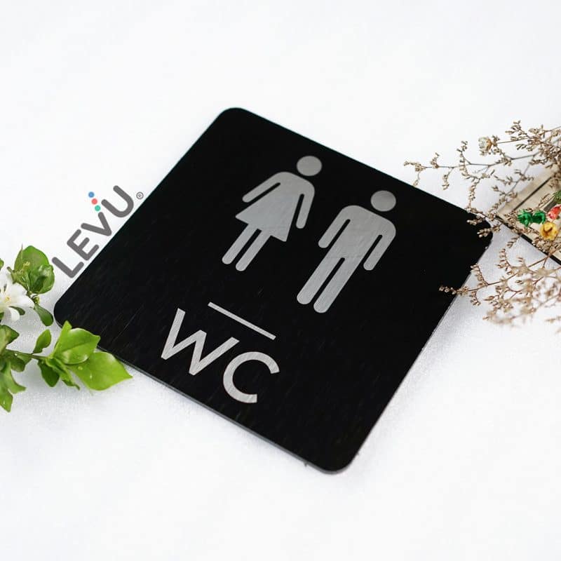 Bảng WC bằng nhôm alu đen xước cao cấp LEVU-ALU17 • LEVUSHOP